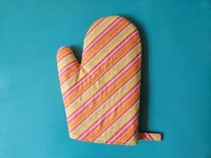 Quilted Oven Mitt Sewing Tutorial - JMB Handmade
